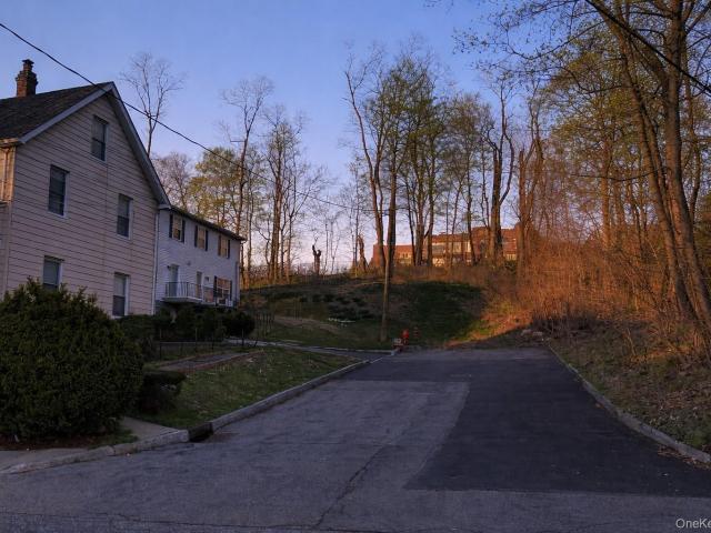 66 Liberty St, White Plains, NY 10606 | MLS #981830