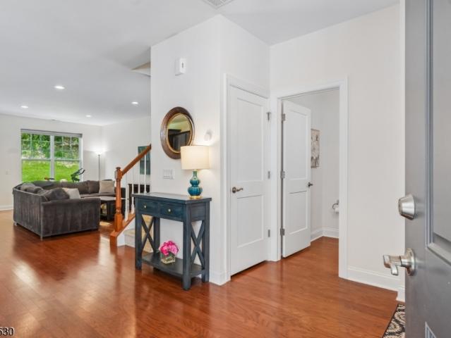 66 Lupine Ln