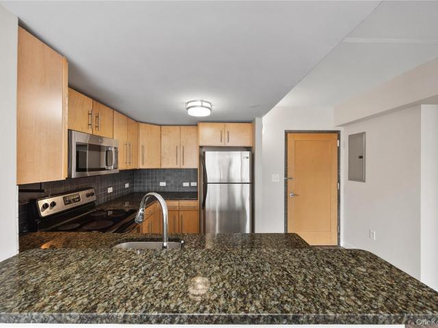 66 Main Street 712