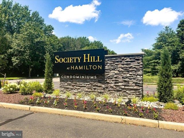 66 Mulberry Ct, Hamilton, NJ 08619