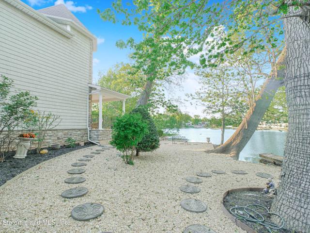 66 Normalee Road | Compass