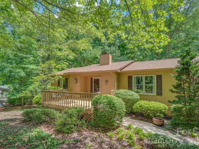 66 Oakwood Lane