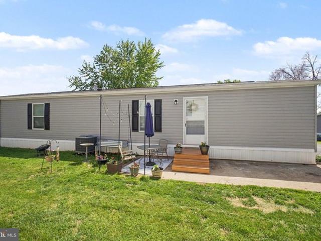 66 Oak Knoll Est, Elizabethtown, PA 17022