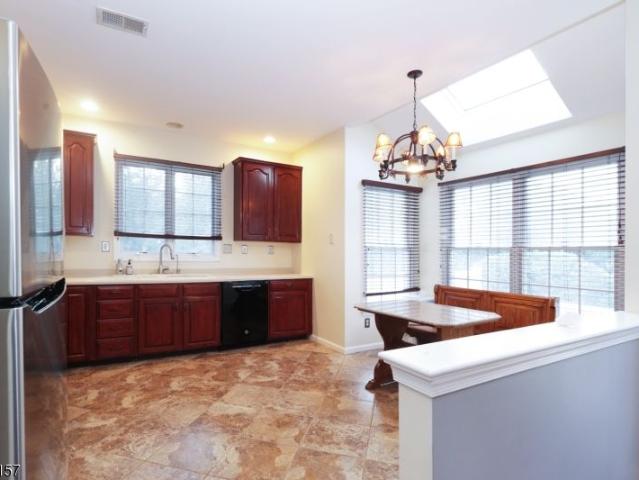 66 Patriot Hill Dr #1, Bernards Twp. Us, nj