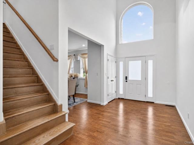 66 Pin Oak Drive