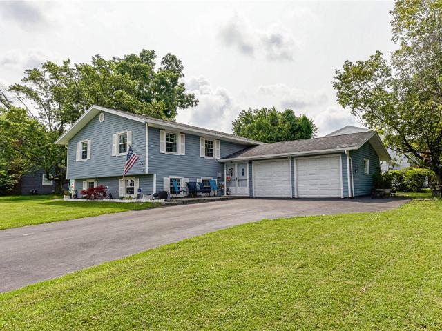 66 Pinebriar Drive