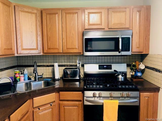 66 Pinebrook Place 66