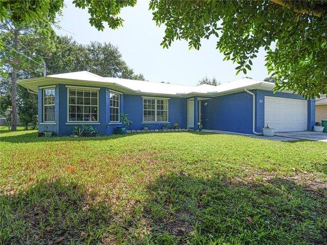 6704 Hulda Dr, Fort Pierce, FL 34951