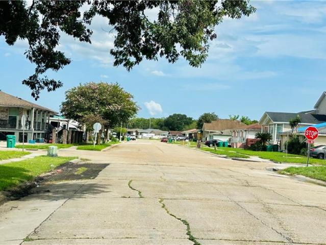 6704 Rue Louis Phillipe Drive