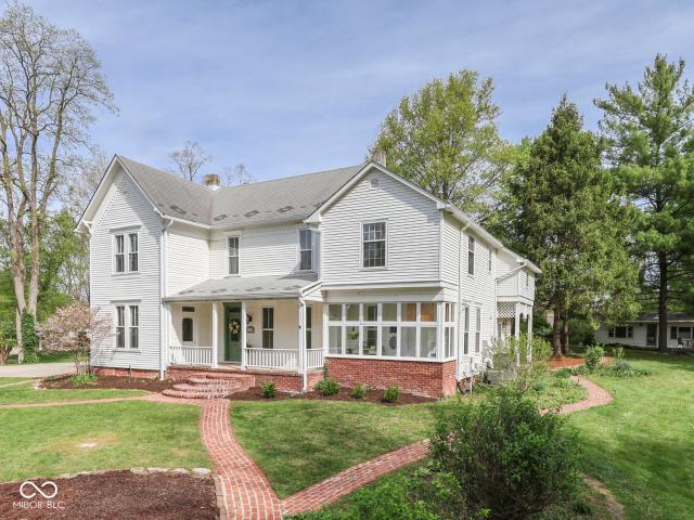 6704 Sunny Lane