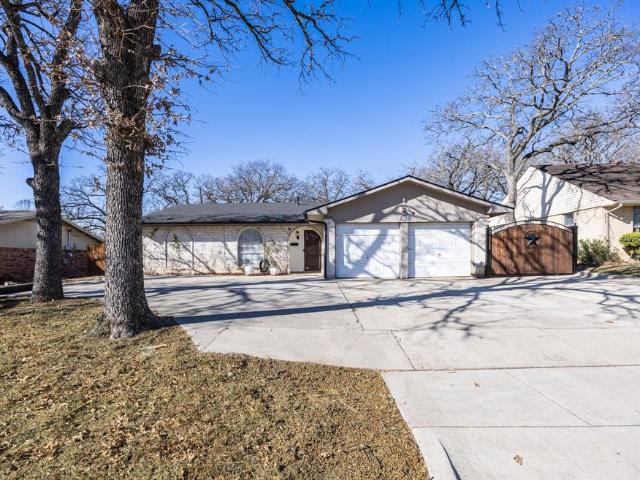 6704 Trailwood Dr, Forest Hill, TX 76140 | MLS #21167