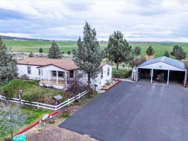 6705 SW Daly Ln, Culver, OR 97734
