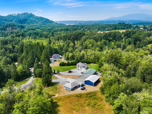 6705 Thomas Creek Drive