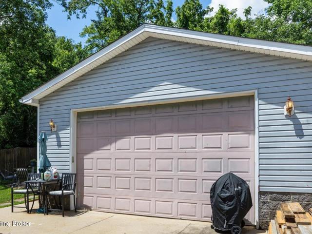 6705 William Clark Dr