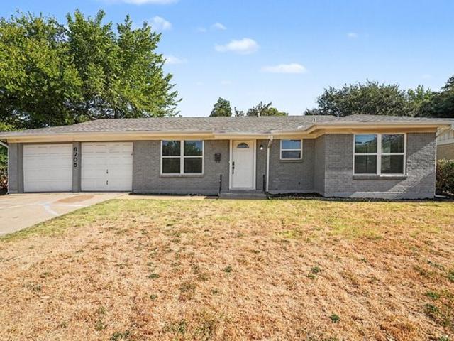 6705 Yosemite Dr, Fort Worth, TX 76112