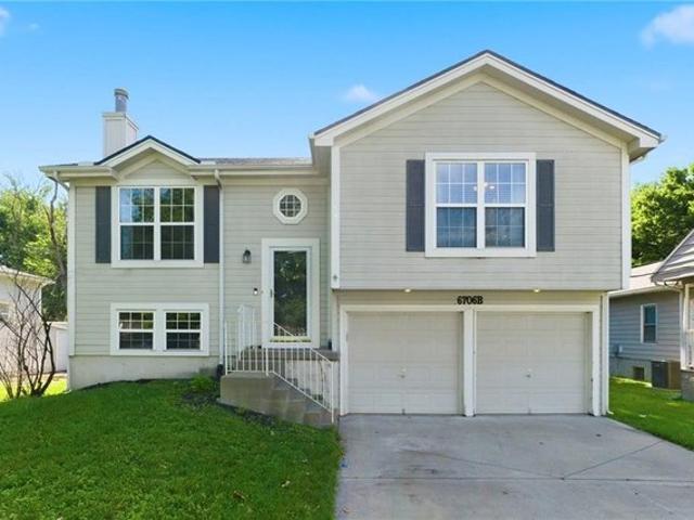 6706 S Brookside Rd, Pleasant Valley, MO 64068