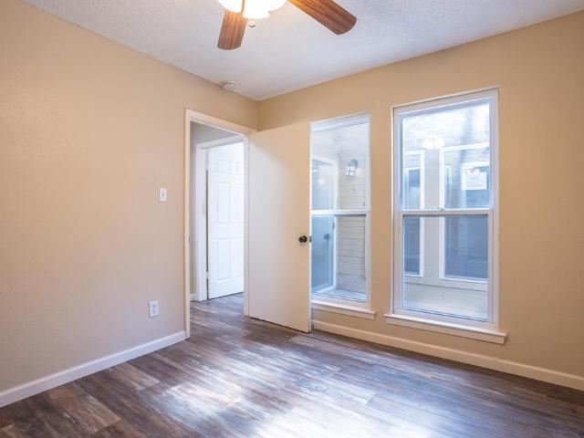 6707 Ports O Call Dr, Rowlett, TX 75088 | MLS #21240