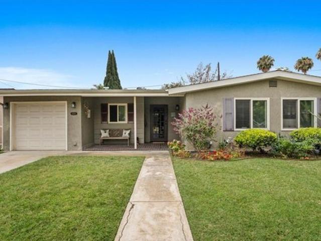 6708 E DE Leon St, Long Beach, CA 90815