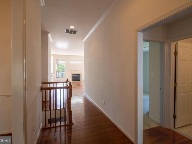 6708 Stream View Lane