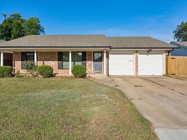 6709 N Libby Ave, Oklahoma City, OK 73132