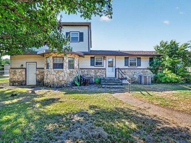 6709 County Road 527, Burleson, TX 76028