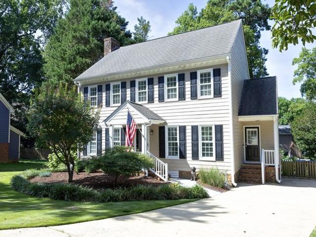 6709 Ebon Ct, Raleigh, NC 27615