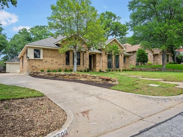 6709 Johns Ct, Arlington, TX 76016