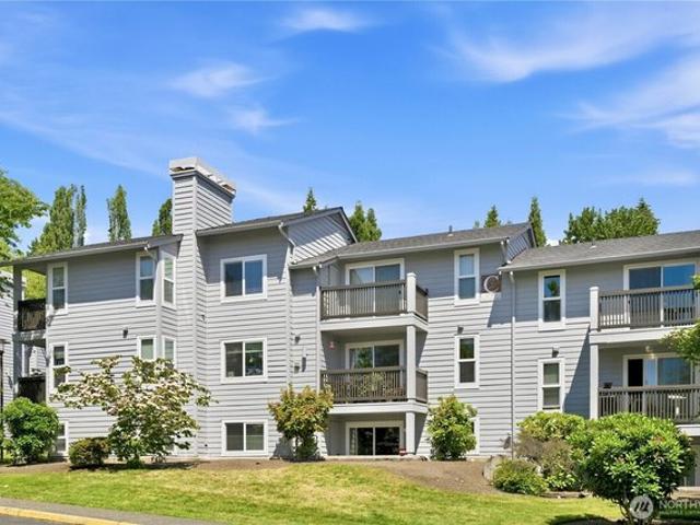 6700 NE 182nd St Apt C201, Kenmore, WA 98028