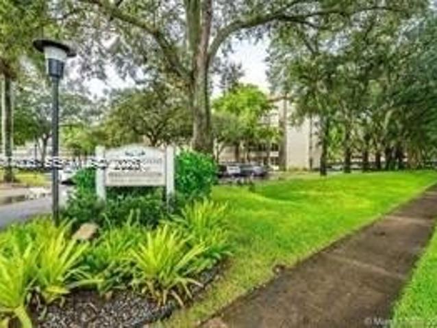 6700 Cypress Rd Apt 409, Plantation, FL 33317
