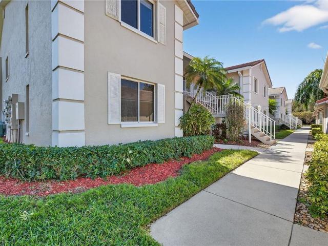 6700 Dennis Cir, Unit A102, Naples, FL 34104 | MLS #226007