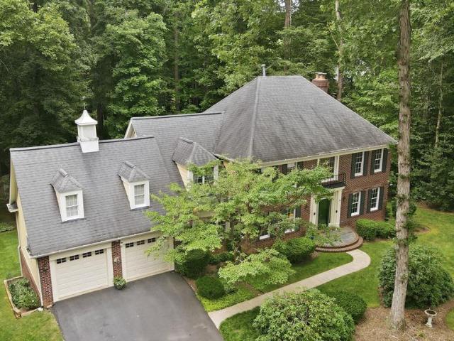 6700 Fox Den Road