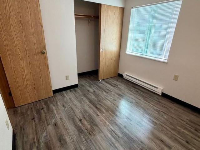 6700 ROOSEVELT APTS. 1 Bedroom Apartment for Rent at 6700 Roosevelt Way Ne, Seattle, WA 98115 Roosevelt