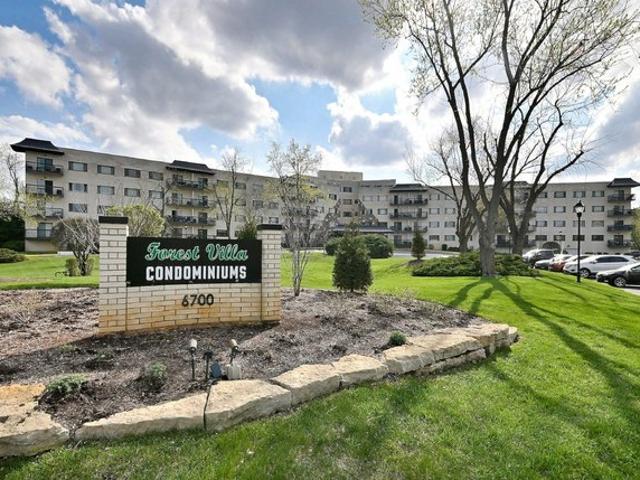 6700 S Brainard Ave Apt 110, Countryside, IL 60525