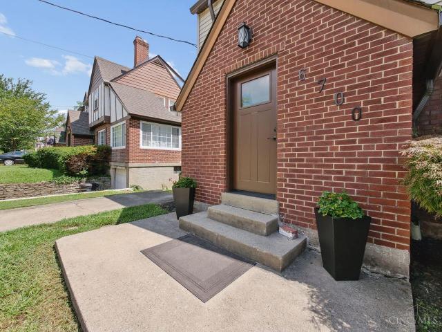 6700 Sampson Lane