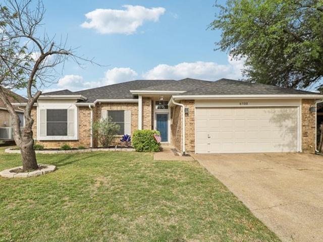 6700 Towerwood Dr, Arlington, TX 76001