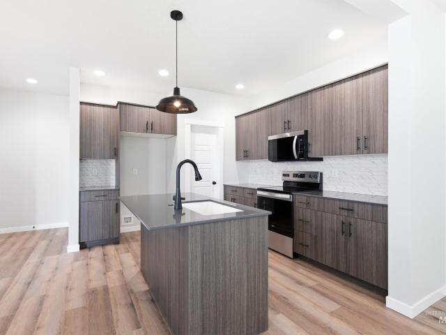 6700 W Redwood Creek Dr