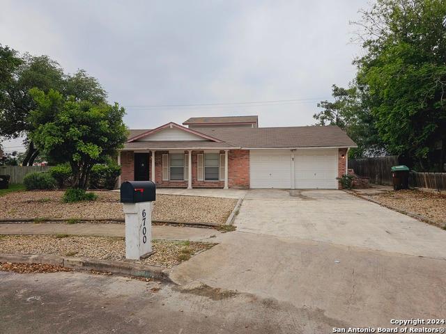6700 Yellow Rose St