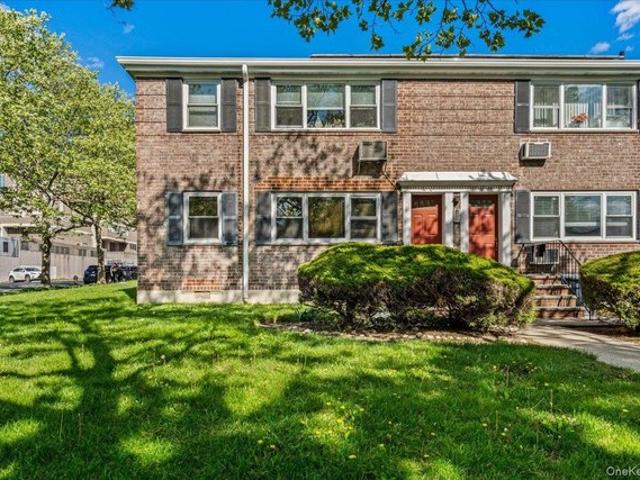 6701 nd St Unit 220A, Flushing, NY 11367