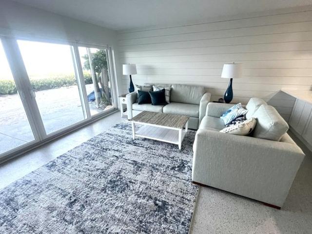 6701 Gulf of Mexico Dr Apt 326, Longboat Key, FL 34228