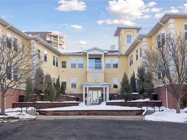 6701 Lake Shore Dr S Apt 101, Richfield, MN 55423