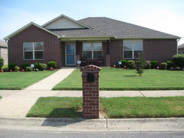 6701 Ridgemist Ln, North Little Rock, AR 72117