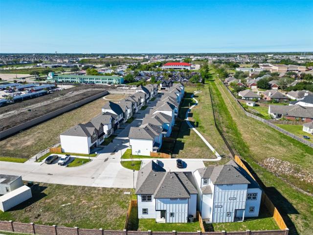 6702 Metro Blvd, Unit 11, Houston, TX 77083 | MLS #2278