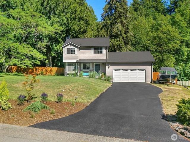 6702 Cortez Pl NW, Bremerton, WA 98311