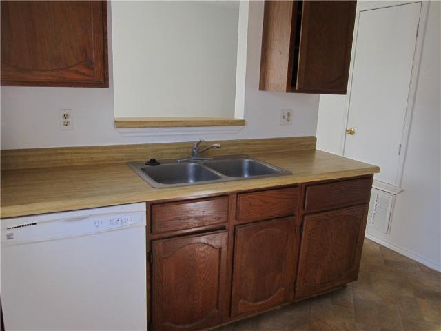 6702 Everhart F103