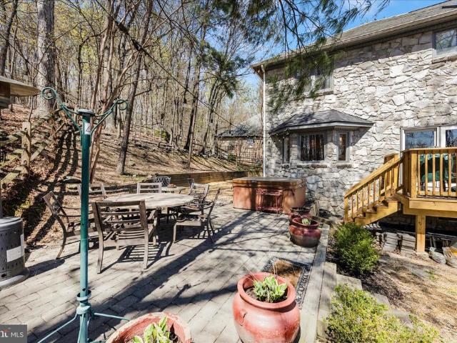 6702 Ilex Court