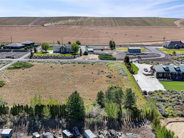 6702 Road 8.9 SE