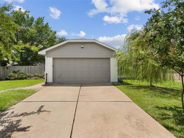 6703 Dewcrest Dr, Katy, TX 77449 | MLS #60828 | Compass