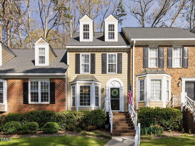 6703 Queen Annes Dr, Raleigh, NC 27613