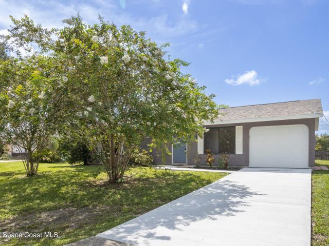 670 Altona St NW, Palm Bay, FL 32907 | MLS #1055 | Compass