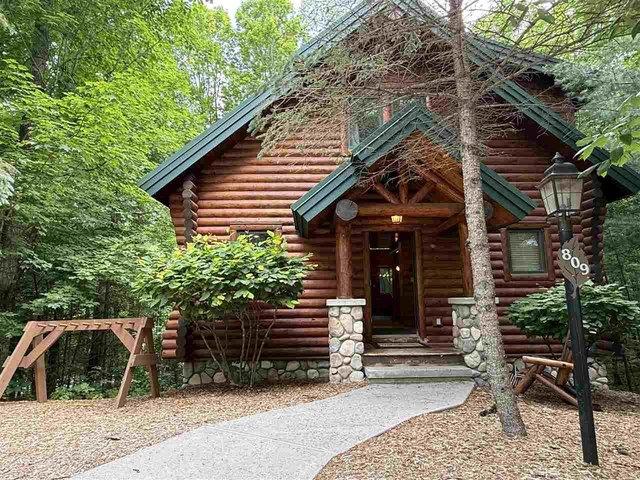 670 Beech Dr Unit 809, Boyne City, MI 49712